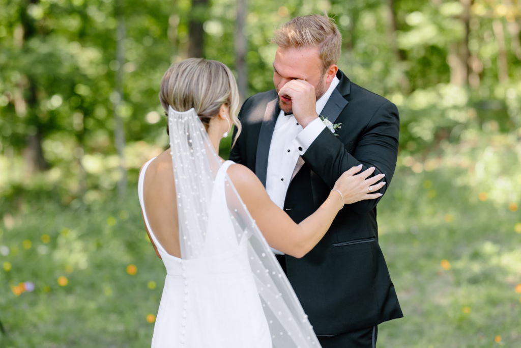 "Should I Do a First Look?": Pros, Cons, and Photos We Love - jenoceana.com